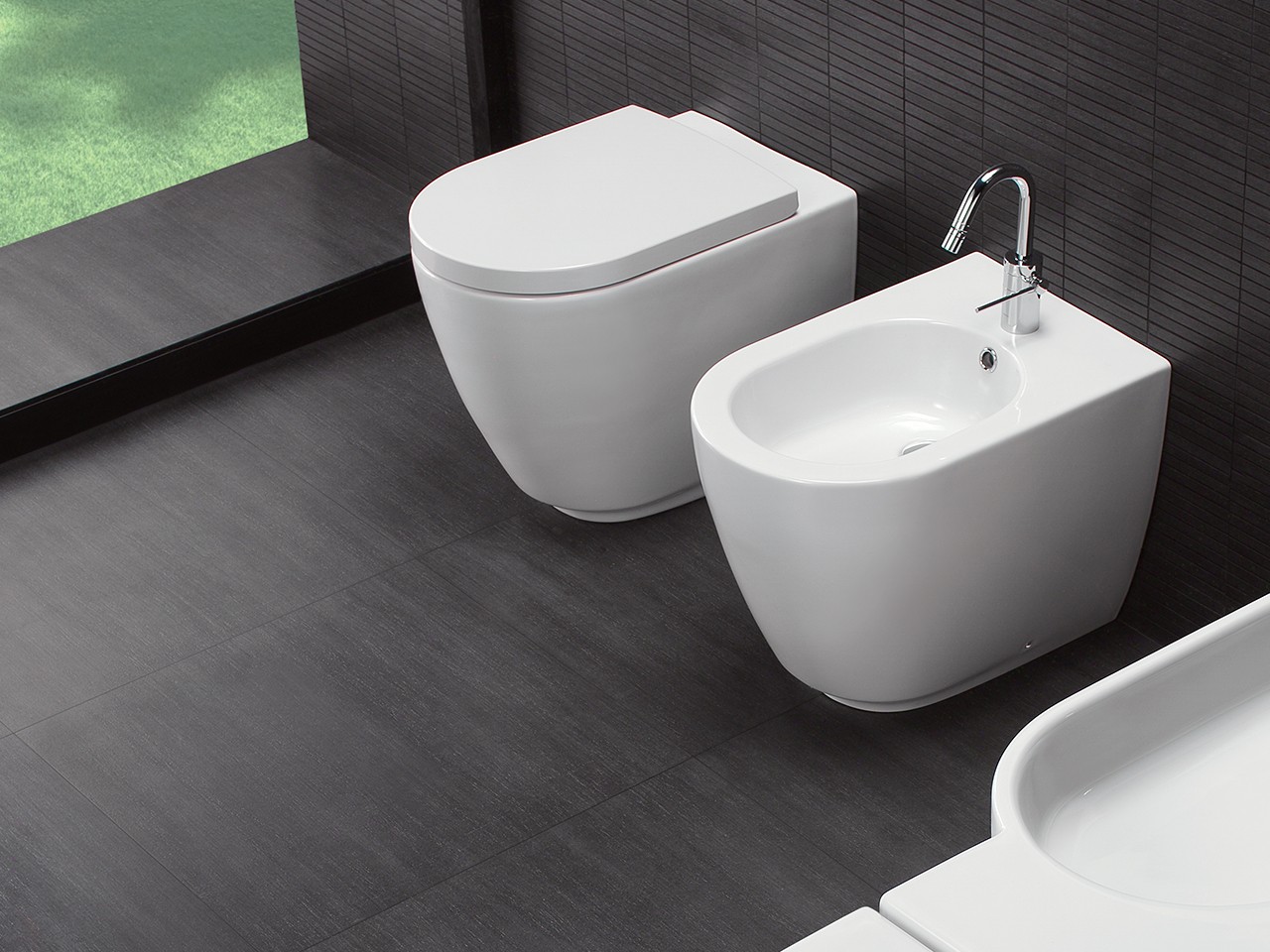 Monero Rimless Floor-Mounted Pan 54 cm Glossy White - Iperceramica-mt