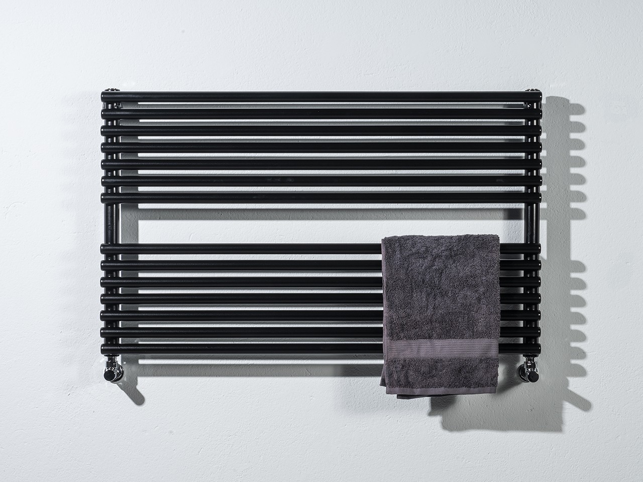 Horizontal Towel Warmer Without L120Xh61 Gloss Black - Iperceramica