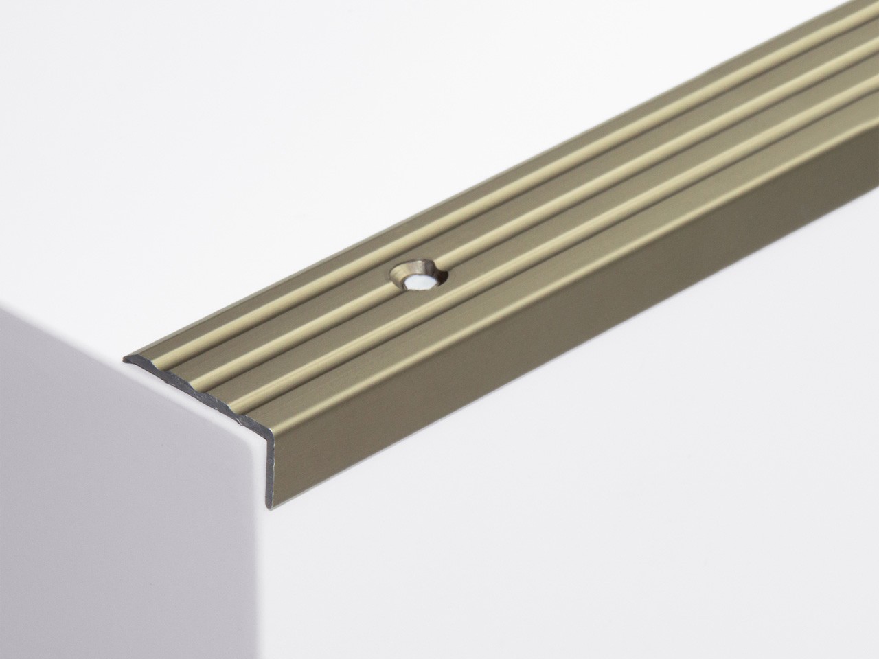 Treppenkantenprofil Global Lvt Step Titan 2-8mm 2,7m - Iperceramica